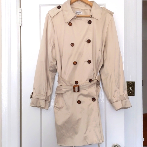 Joan Rivers | Jackets & Coats | Traditional Ladies Trenchcoat | Poshmark